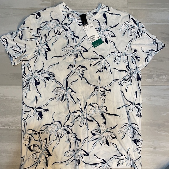 H&M | Shirts | Hm Printed Short Sleeve | Poshmark